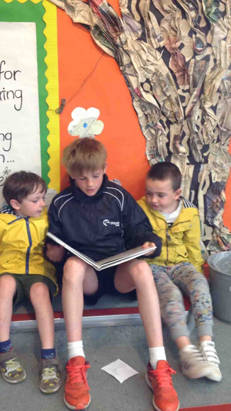 Nursery and Year 6 Trip to Woodley Library 2022 - Latest news - Dolphin ...