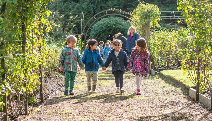 Welcome to Dolphin School - Dolphin School